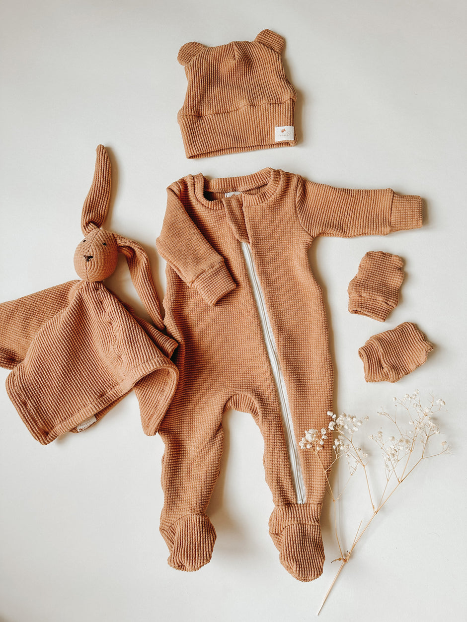 Beezee Handmade Mom & Baby Accessories